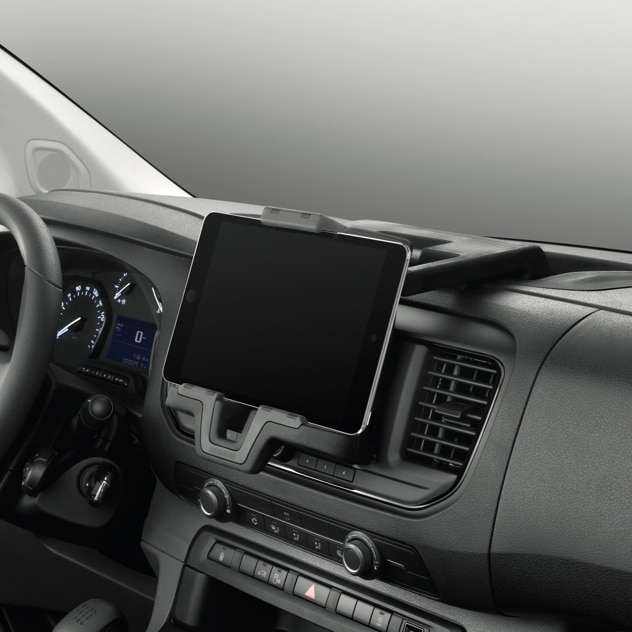 PEUGEOT e-Expert | Van électrique 9 places